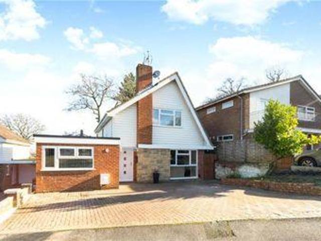 4 Bedrooms Detached house for sale in Hemwood Road, Windsor, Berkshire SL4