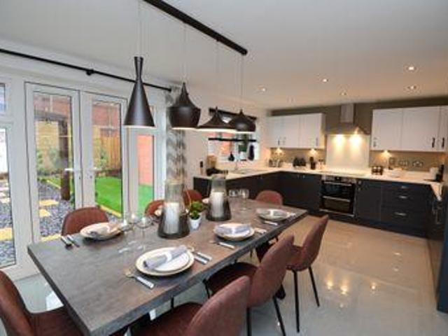 4 Bedrooms Detached house for sale in Henhurst Hill, Burton On Trent DE13
