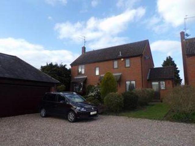 4 Bedrooms Detached house for sale in High Street, Lavendon, Olney MK46