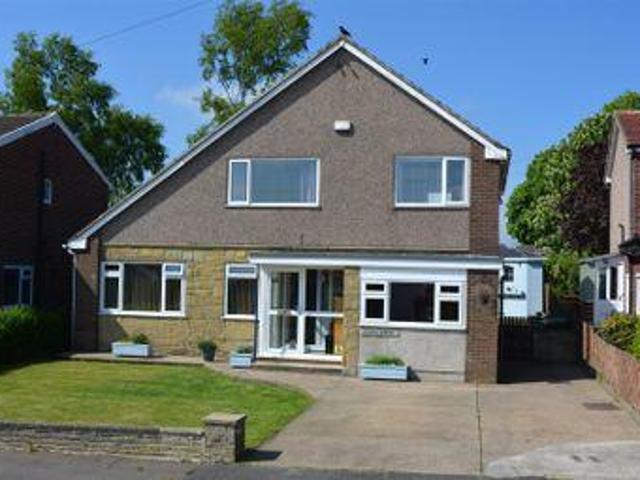 4 Bedrooms Detached house for sale in Hill Grove, Salendine Nook, Huddersfield HD3