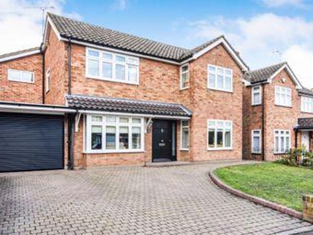 4 Bedrooms Detached house for sale in Hornbeam Close, Tile Kiln, Chelmsford CM2