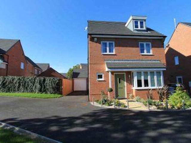 4 Bedrooms Detached house for sale in House Yard Close, Crewe CW1