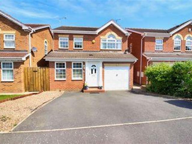 4 Bedrooms Detached house for sale in John Hibbard Avenue, Sheffield, Sheffield S13
