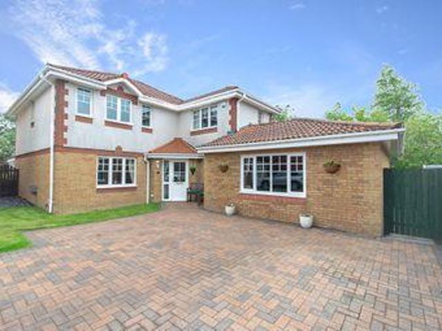 4 Bedrooms Detached house for sale in Kelvin Crescent, Murray, East Kilbride G74
