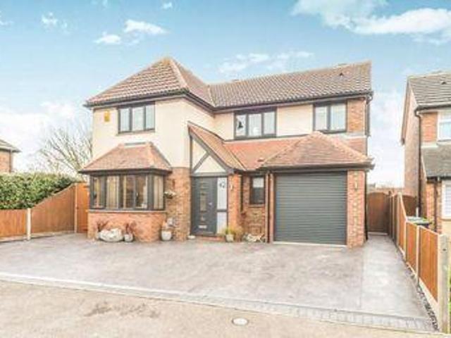 4 Bedrooms Detached house for sale in Kestrel Way, Sandy, Bedfordshire, England SG19