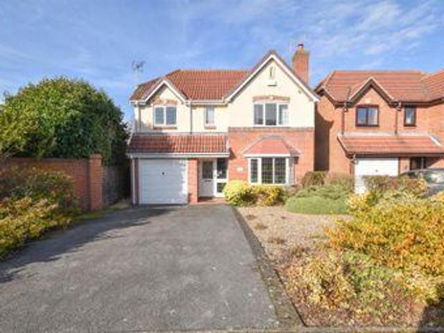 4 Bedrooms Detached house for sale in Keswick Close, Gamston, Nottingham NG2