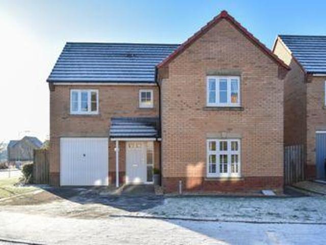 4 Bedrooms Detached house for sale in Kingfisher Place, Dunfermline KY11