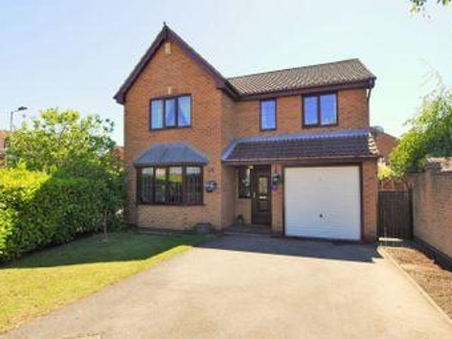 4 Bedrooms Detached house for sale in Kingfisher Road, Adwick Le Street, Doncaster DN6