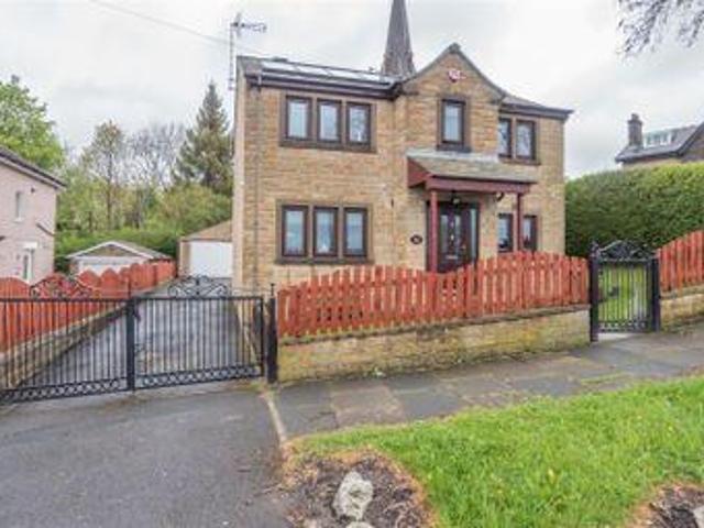 4 Bedrooms Detached house for sale in Kingsdale Crescent, Bradford BD2