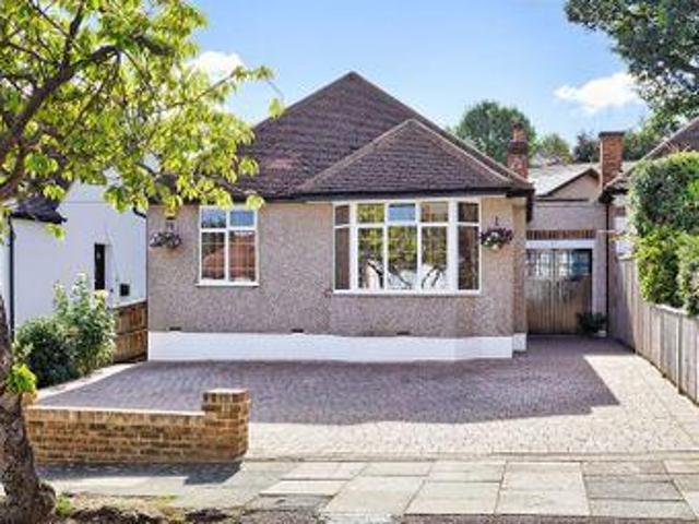 4 Bedrooms Detached house for sale in Kingsmead, New Barnet, Barnet EN5