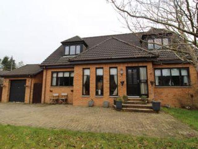 4 Bedrooms Detached house for sale in Langmuir Avenue, Irvine KA11