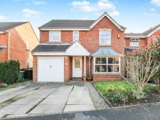 4 Bedrooms Detached house for sale in Laurel Hill Way, Colton LS15