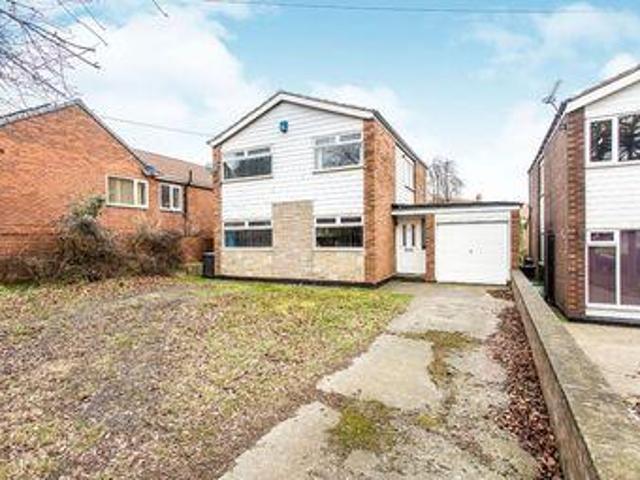 4 Bedrooms Detached house for sale in Leeds Road, Methley, Leeds LS26