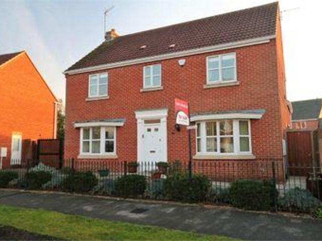 4 Bedrooms Detached house for sale in Leewood Close, Brampton Bierlow, Rotherham, South Yorkshire S63
