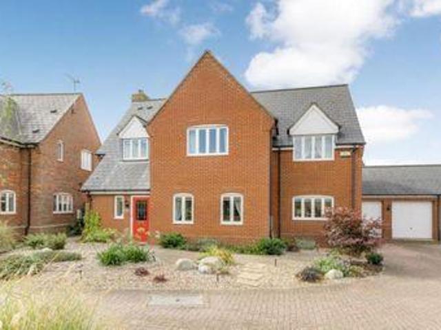 4 Bedrooms Detached house for sale in Lewenscroft, Astwood, Newport Pagnell MK16