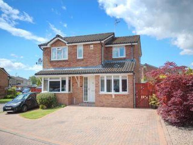 4 Bedrooms Detached house for sale in Lewis Gardens, Old Kilpatrick, Glasgow G60
