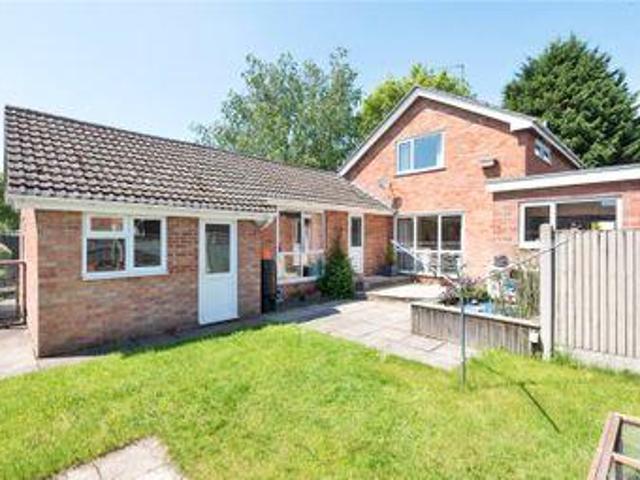 4 Bedrooms Detached house for sale in Leyburn Road, Lincoln LN6