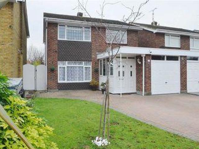 4 Bedrooms Detached house for sale in Little Thorpe, Southend On Sea SS1