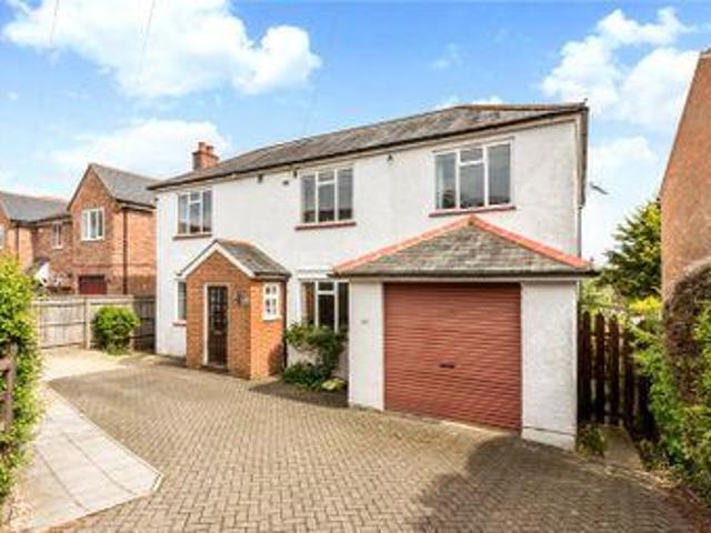 4 Bedrooms Detached house for sale in Littleworth Road, Downley, High Wycombe, Buckinghamshire HP13