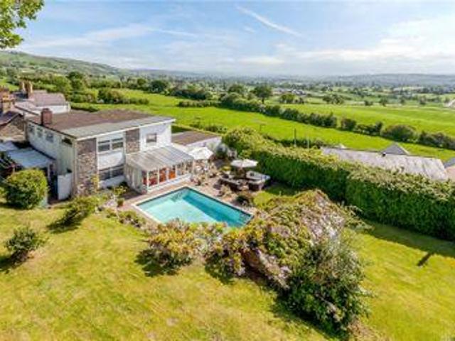 4 Bedrooms Detached house for sale in Llanbedr Dyffryn Clwyd, Ruthin, Clwyd LL15