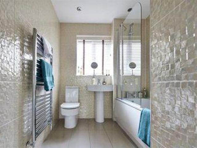 4 Bedrooms Detached house for sale in Longcot View, Shrivenham, Oxfordshire SN6