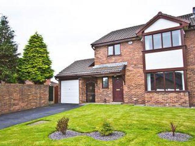 4 Bedrooms Detached house for sale in Parkway, Westhoughton BL5