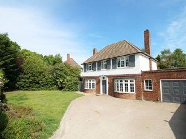 4 Bedrooms Detached house for sale in Park Farm Road, Bromley, Kent BR1