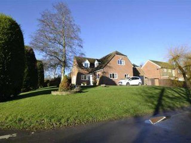 4 Bedrooms Detached house for sale in Peasemore, Berkshire RG20