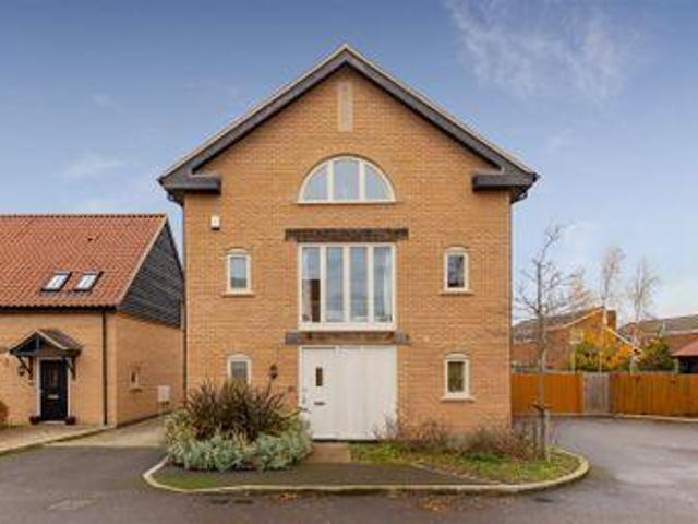 4 Bedrooms Detached house for sale in Pedley Farm Close, Clifton, Shefford SG17