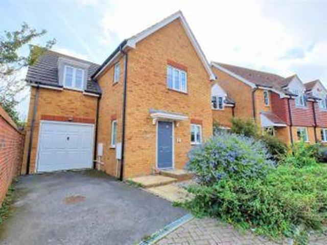 4 Bedrooms Detached house for sale in Portlight Place, Seasalter, Whitstable CT5