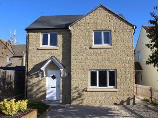 4 Bedrooms Detached house for sale in Prince Charles Road, Fairford GL7