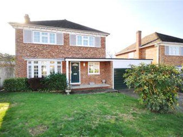 4 Bedrooms Detached house for sale in Priory Gardens, Old Basing, Basingstoke RG24