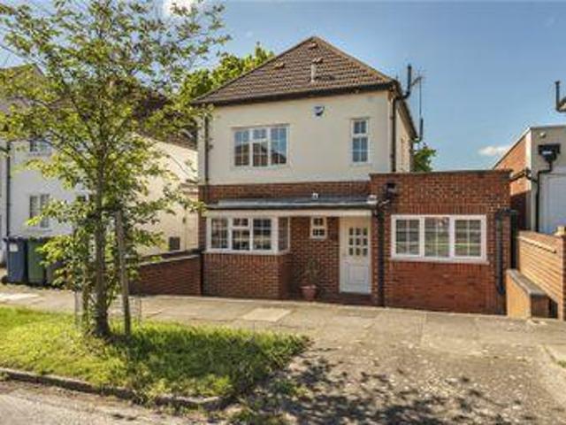 4 Bedrooms Detached house for sale in Queens Avenue, Whetstone N20