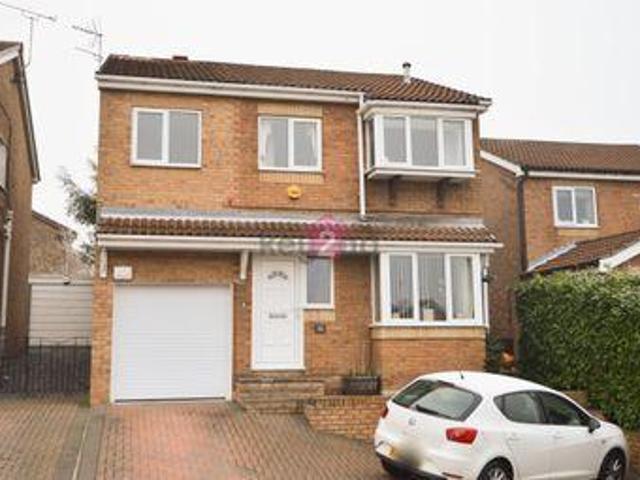 4 Bedrooms Detached house for sale in Rufford Rise, Sothall, Sheffield S20