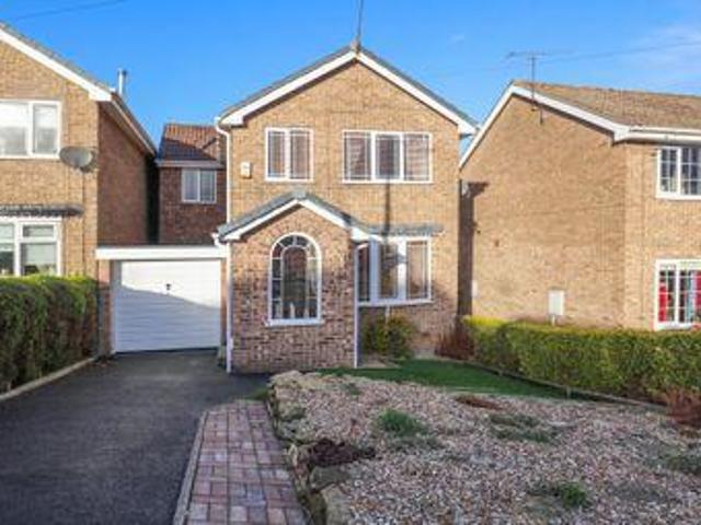 4 Bedrooms Detached house for sale in Ravencar Road, Eckington, Sheffield S21