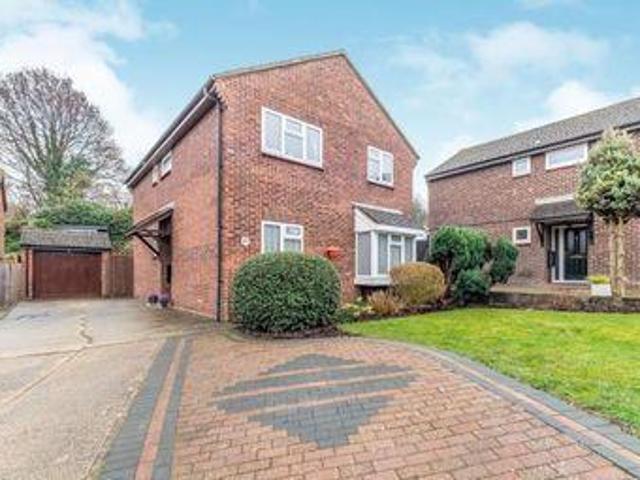 4 Bedrooms Detached house for sale in Reinden Grove, Downswood, Maidstone, Kent ME15