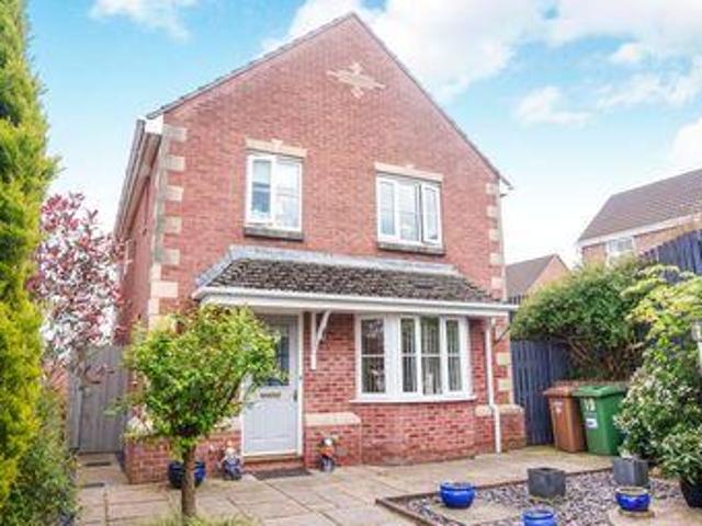 4 Bedrooms Detached house for sale in Rhodfa Glascoed, Blackwood NP12