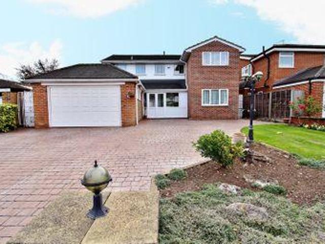 4 Bedrooms Detached house for sale in Ridings Avenue, London N21