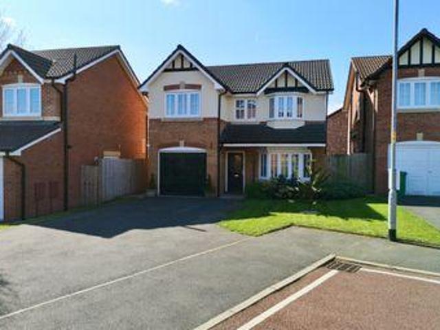 4 Bedrooms Detached house for sale in Rimsdale Drive, Moston, Manchester M40