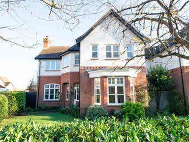 4 Bedrooms Detached house for sale in Rowanwood Avenue, Sidcup DA15