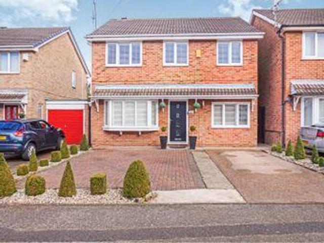 4 Bedrooms Detached house for sale in St. Albans Road, Nottingham NG6