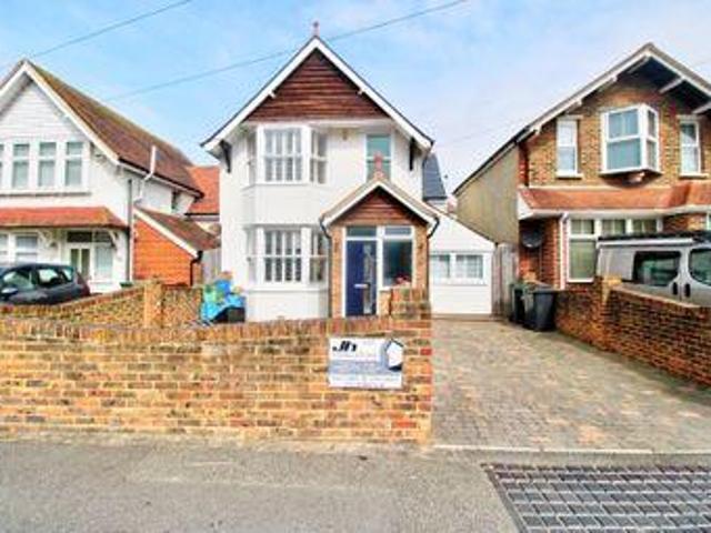 4 Bedrooms Detached house for sale in St. Anthonys Avenue, Eastbourne BN23