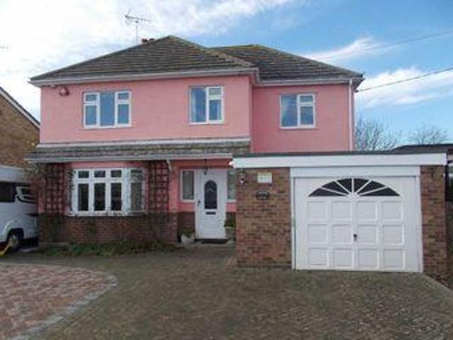 4 Bedrooms Detached house for sale in St. Clairs Road, St. Osyth, Clacton On Sea CO16