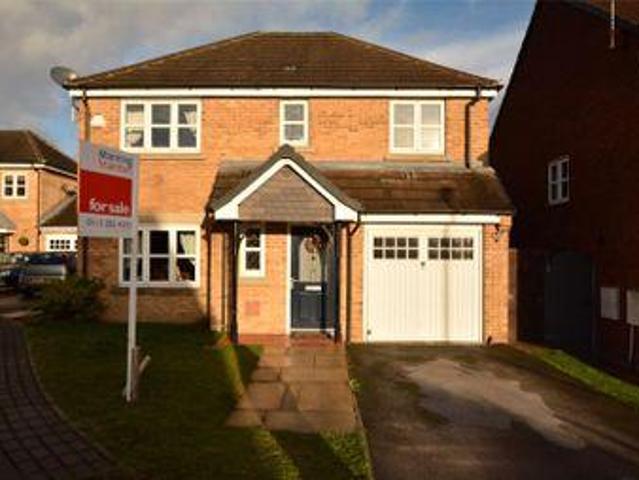 4 Bedrooms Detached house for sale in St. Davids Close, Robin Hood, Wakefield, West Yorkshire WF3