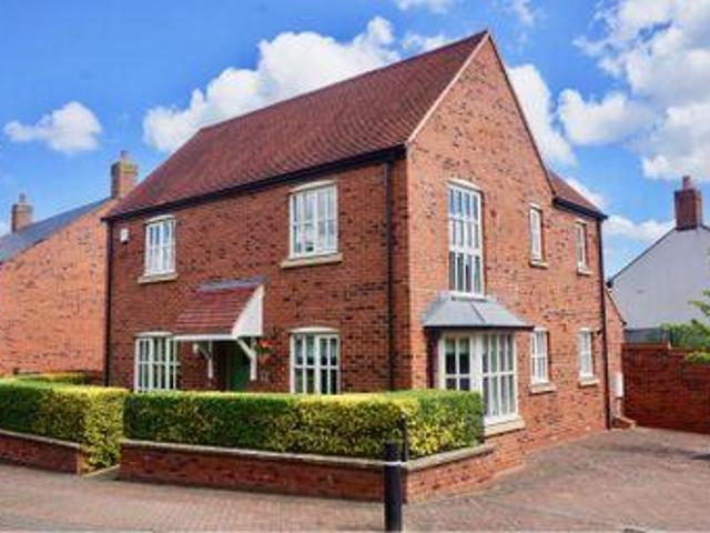 4 Bedrooms Detached house for sale in Stainburn Road, Telford TF4