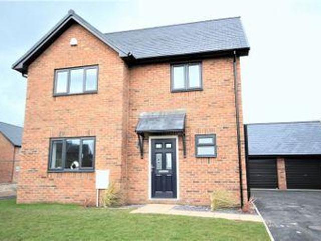 4 Bedrooms Detached house for sale in Station Road, Prees, Whitchurch SY13