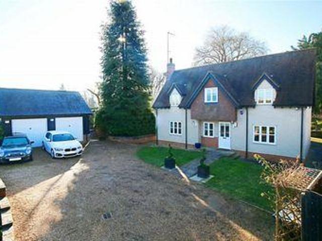 4 Bedrooms Detached house for sale in Station Road, Sawbridgeworth, Hertfordshire CM21