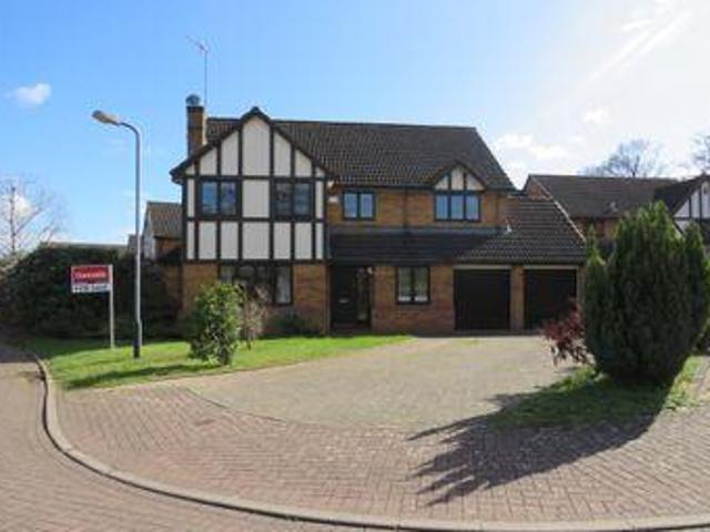 4 Bedrooms Detached house for sale in Strachey Avenue, Leamington Spa CV32