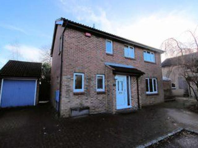 4 Bedrooms Detached house for sale in Sunridge Close, Newport Pagnell, Buckinghamshire MK16