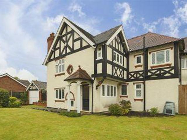 4 Bedrooms Detached house for sale in Sandy Lane, Hucknall, Nottinghamshire NG15